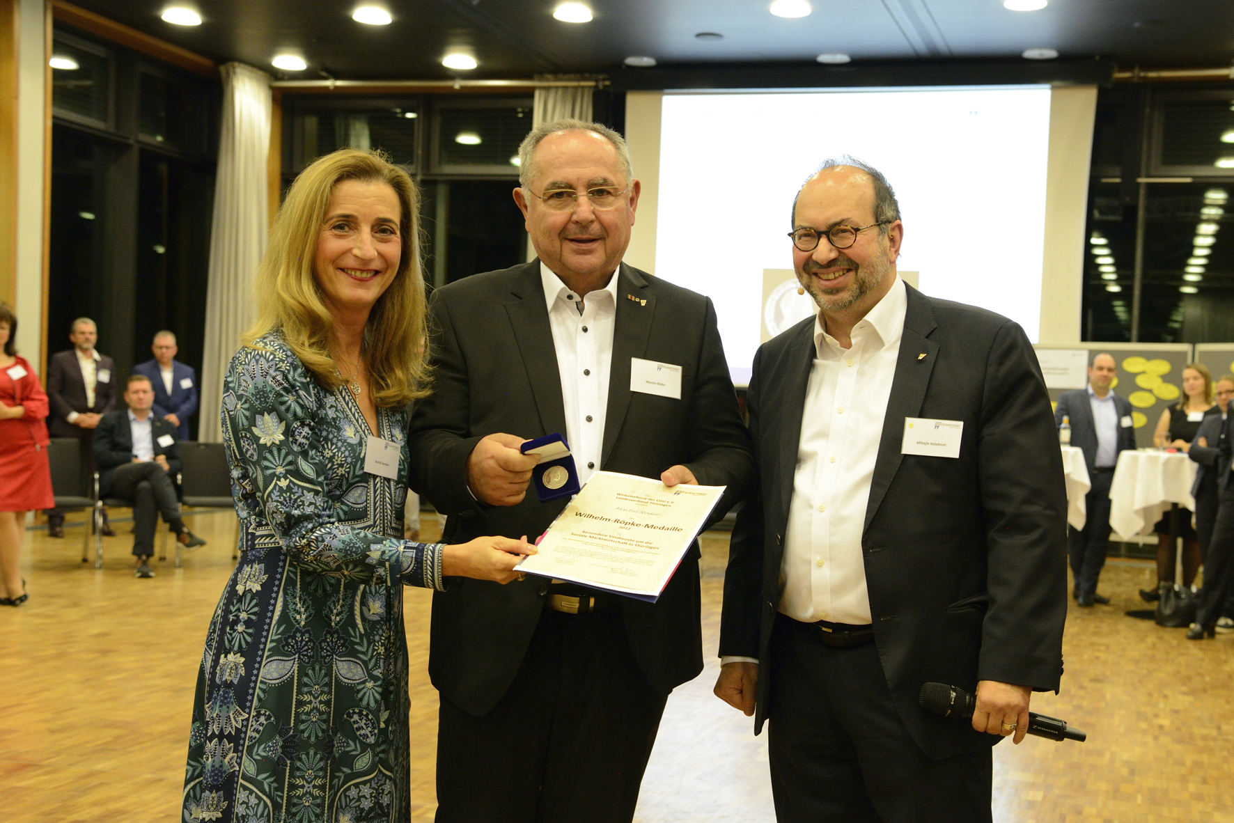 Wilhelm- Röpke-Medaille für Martin Röder und Dr. Peter Röhlinger ...