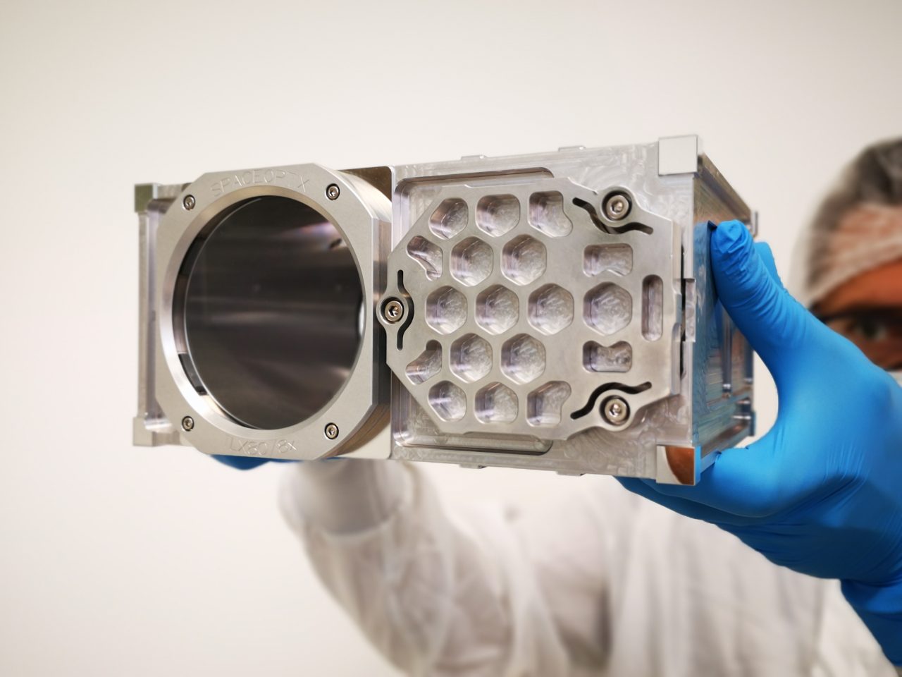 Spaceoptix: Teleskope für die Kommunikation im Weltraum ...